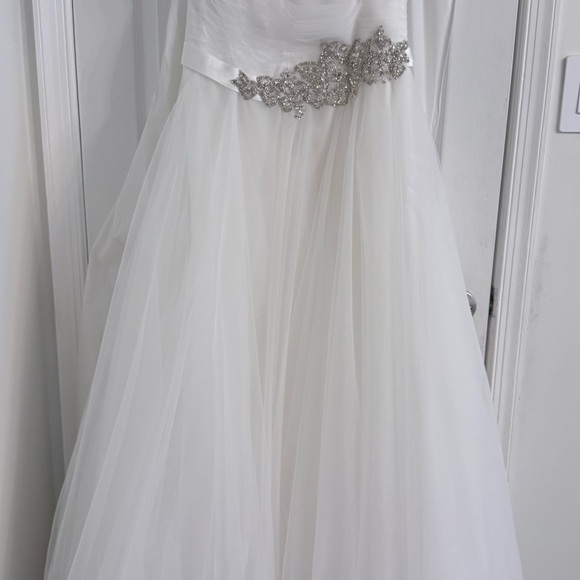 Allure Bridals | Dresses | Allure Bridals White Wedding Dress With ...